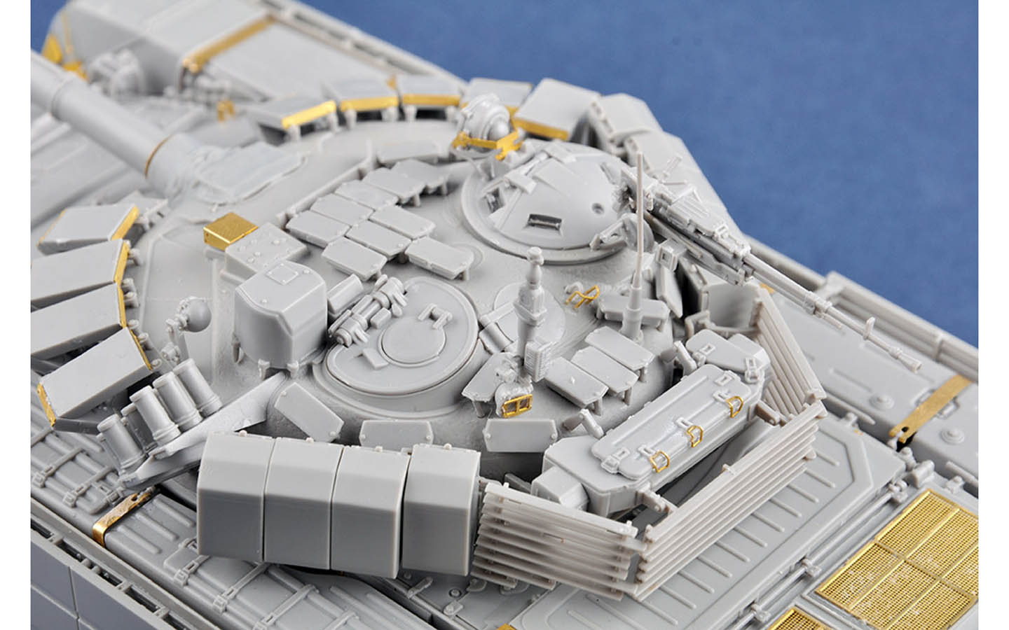 Russian T-72B3 MBT Model 2016 - Trumpeter 09561 | kingshobby.com