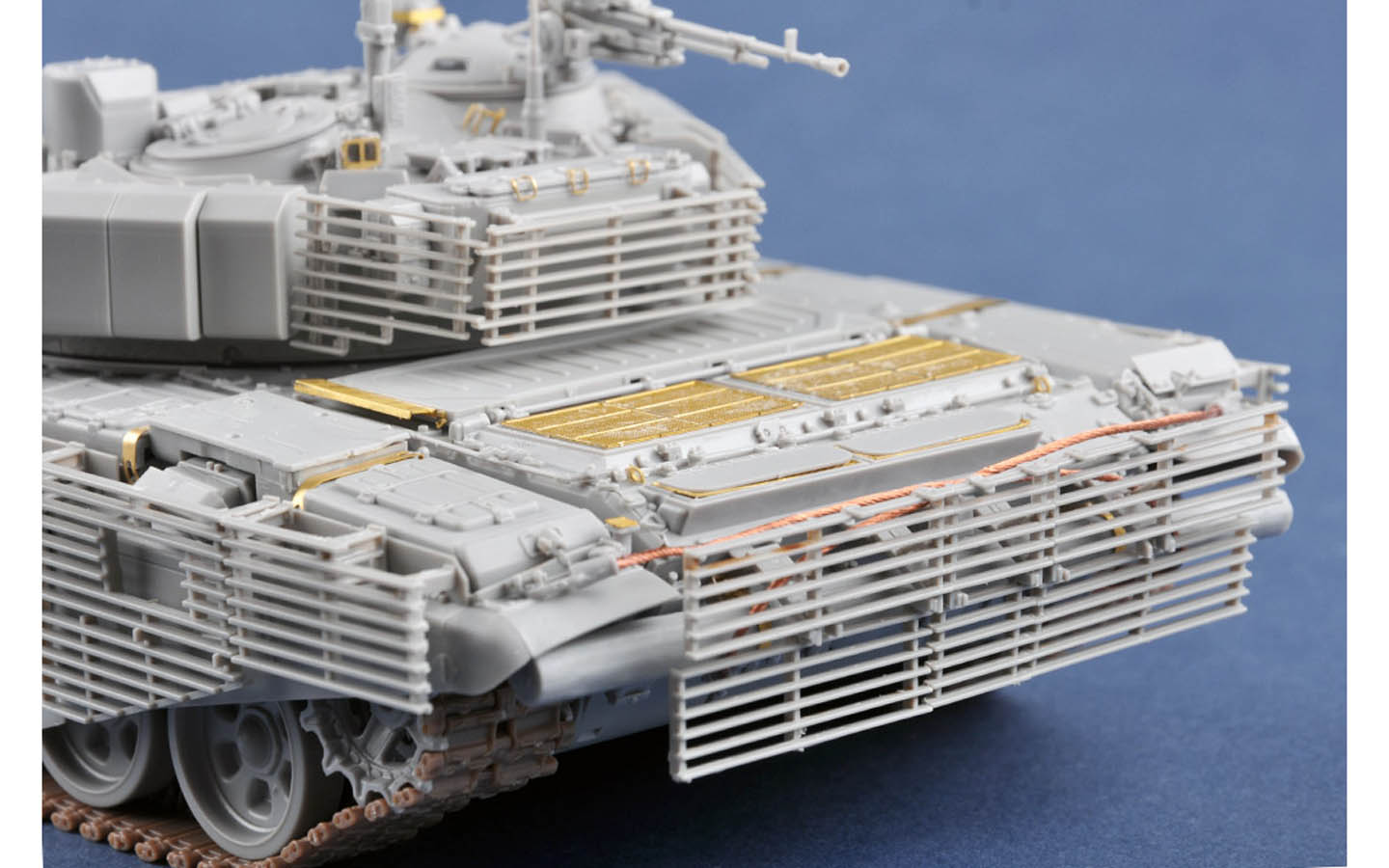 Russian T-72B3 MBT Model 2016 - Trumpeter 09561 | kingshobby.com