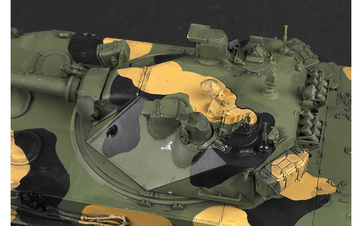 2S25 Sprut-SD Amphibious Light Tank - Trumpeter 09599 | kingshobby.com