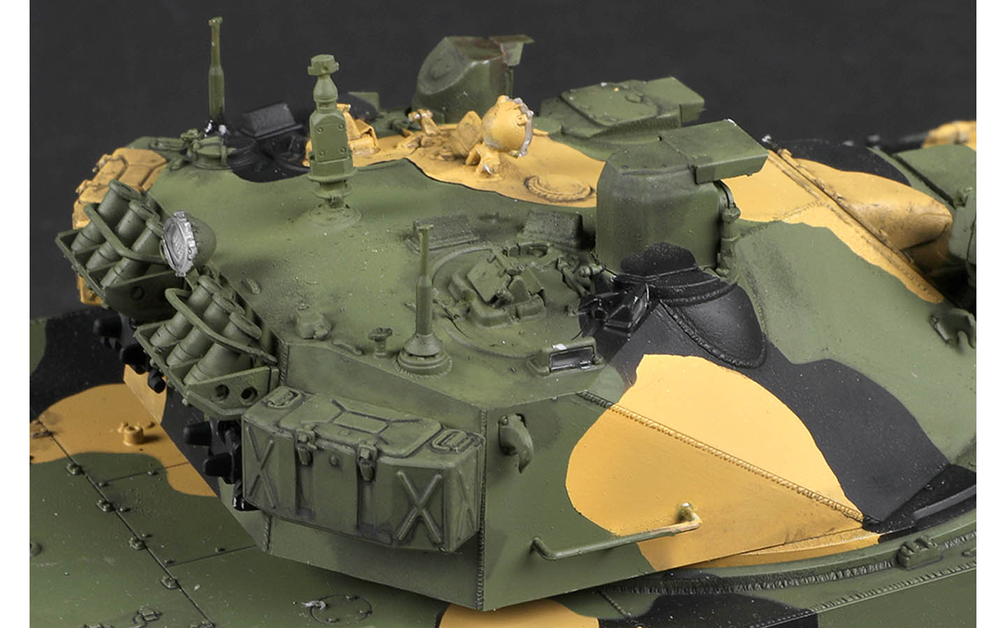 2S25 Sprut-SD Amphibious Light Tank - Trumpeter 09599 | kingshobby.com