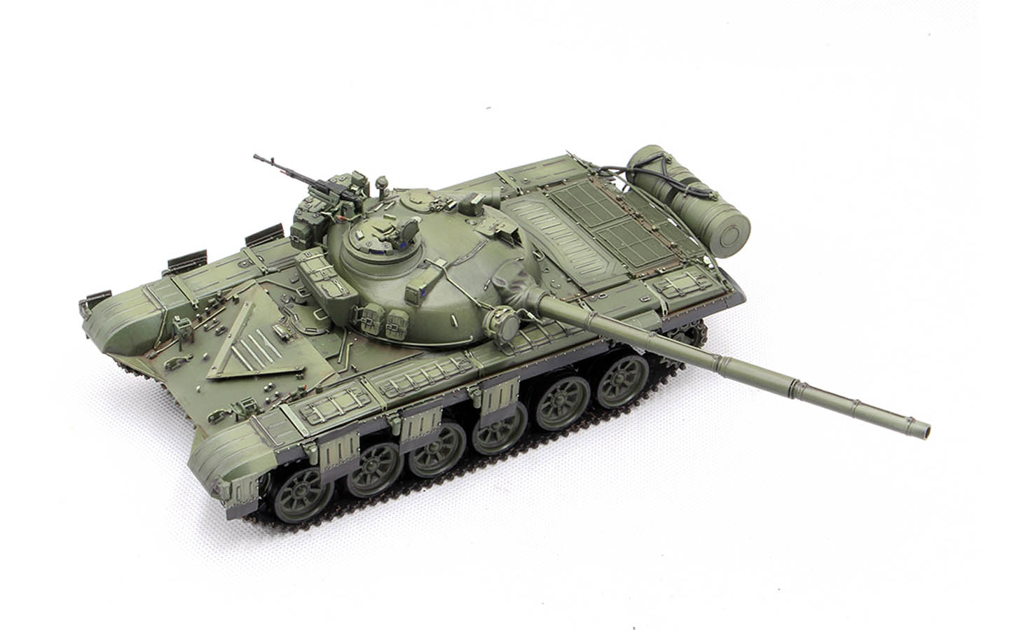 Soviet Object 172 T-72 Ural - Trumpeter 09601 | kingshobby.com