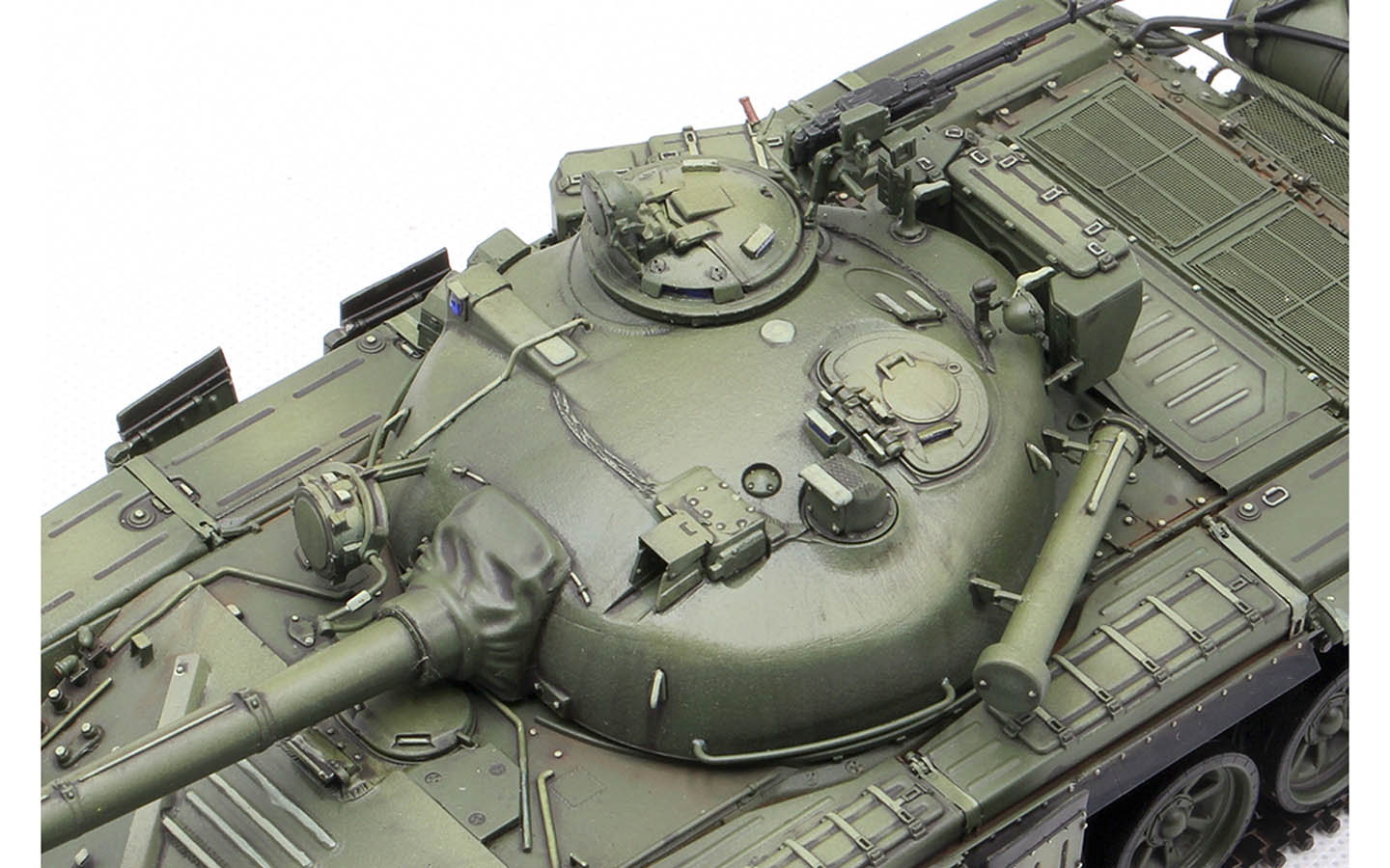 Soviet Object 172 T-72 Ural - Trumpeter 09601 | kingshobby.com