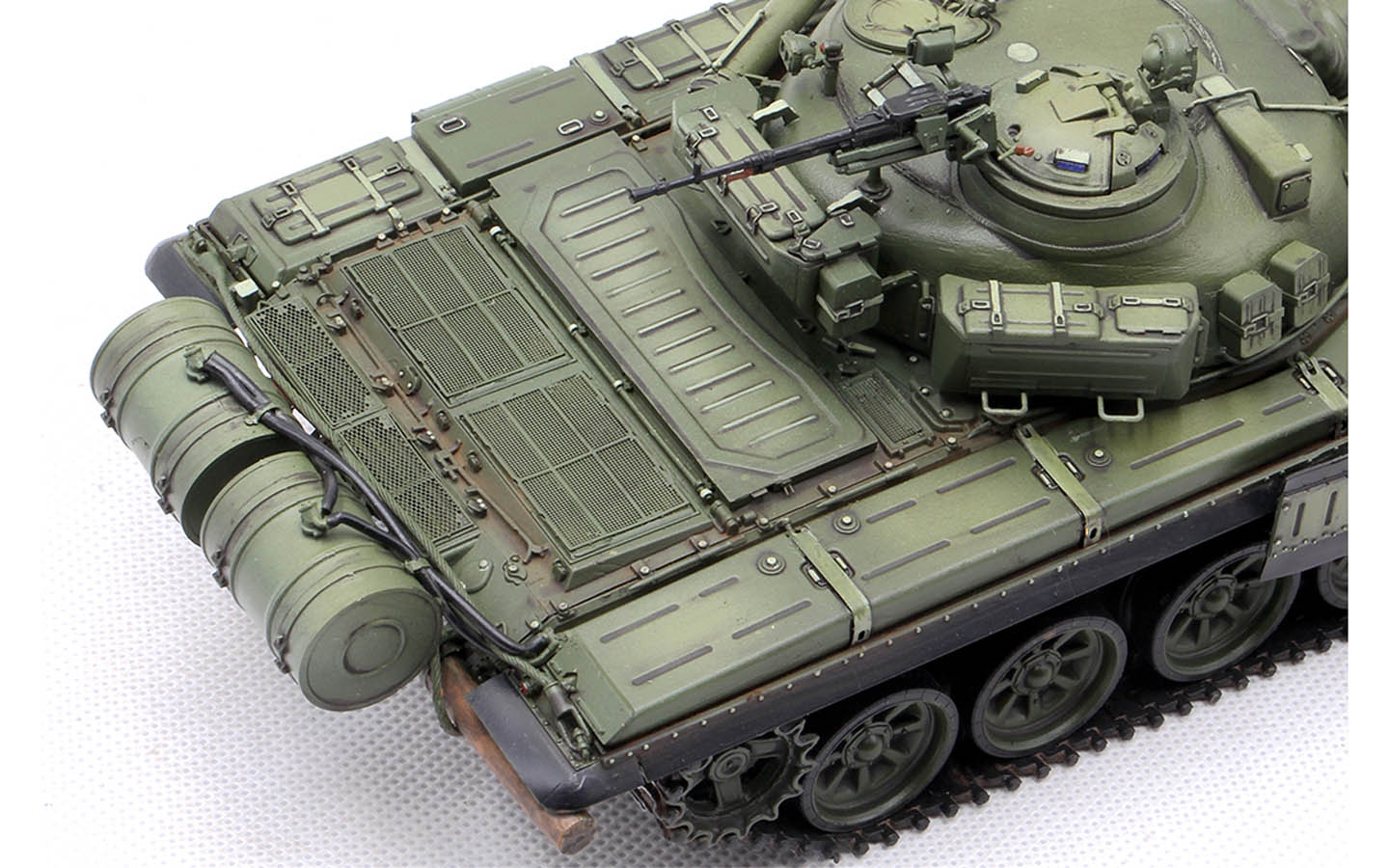 Soviet Object 172 T-72 Ural - Trumpeter 09601 | kingshobby.com