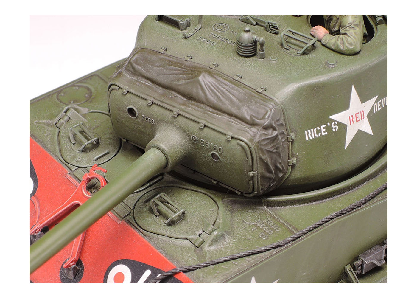 US Medium Tank M4A3E8 Sherman - Easy Eight - Korean War - Tamiya 35359 ...