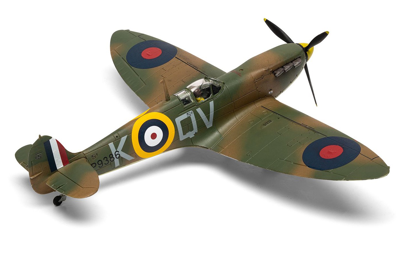 Supermarine Spitfire Mk.Ia - Airfix A01071C | kingshobby.com
