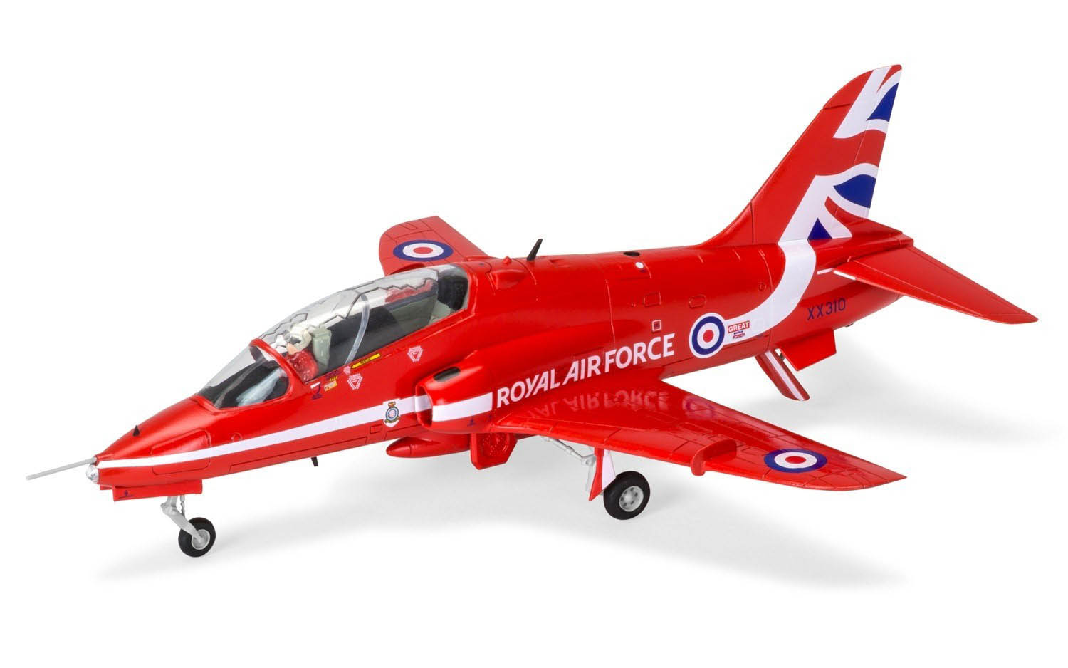 RAF Red Arrows Hawk - Starter Set - Airfix A55202C | kingshobby.com