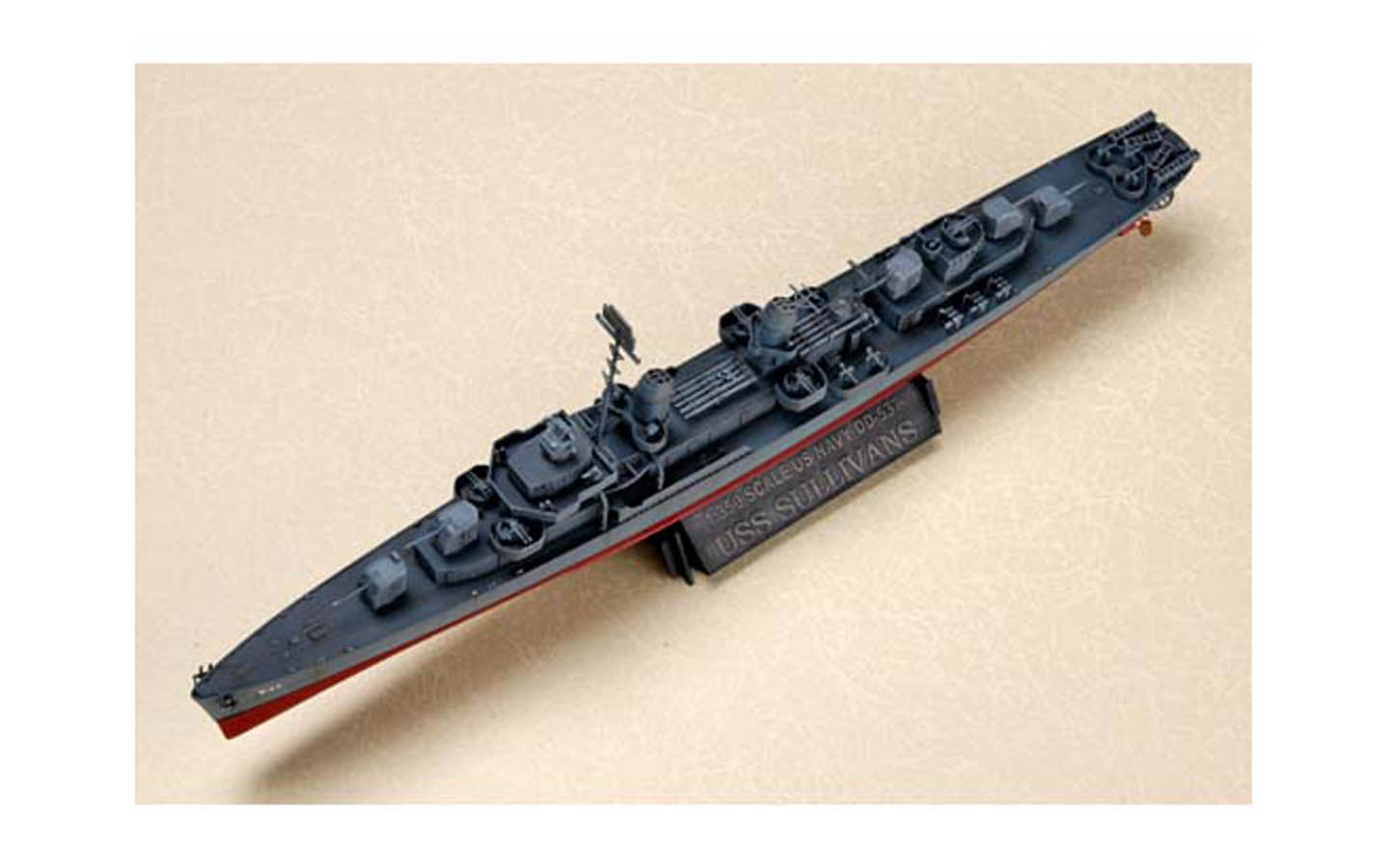 USS The Sullivans DD-537 - Trumpeter 05731 | kingshobby.com
