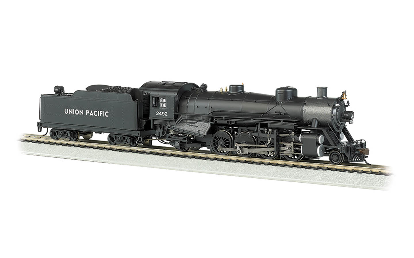 UP #2492 Light 2-8-2 w/Med. Tender - DCC Sound Value (HO) - Bachmann ...