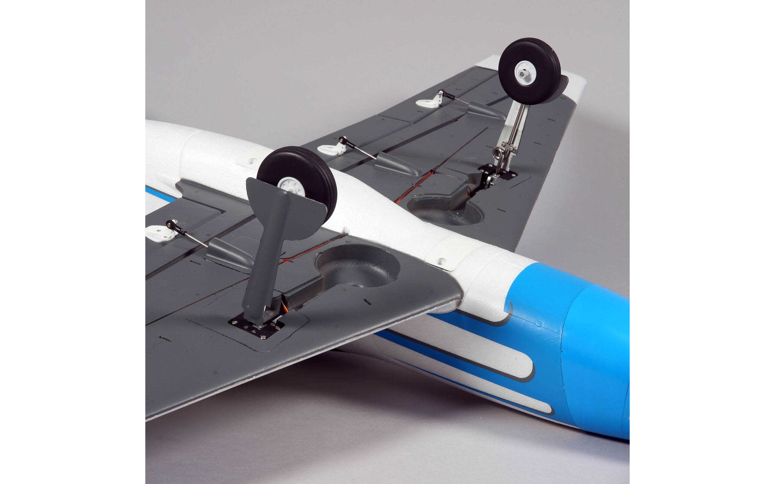 V1200 1.2m BNF Basic with Smart, AS3X and SAFE Select - E-flite ...