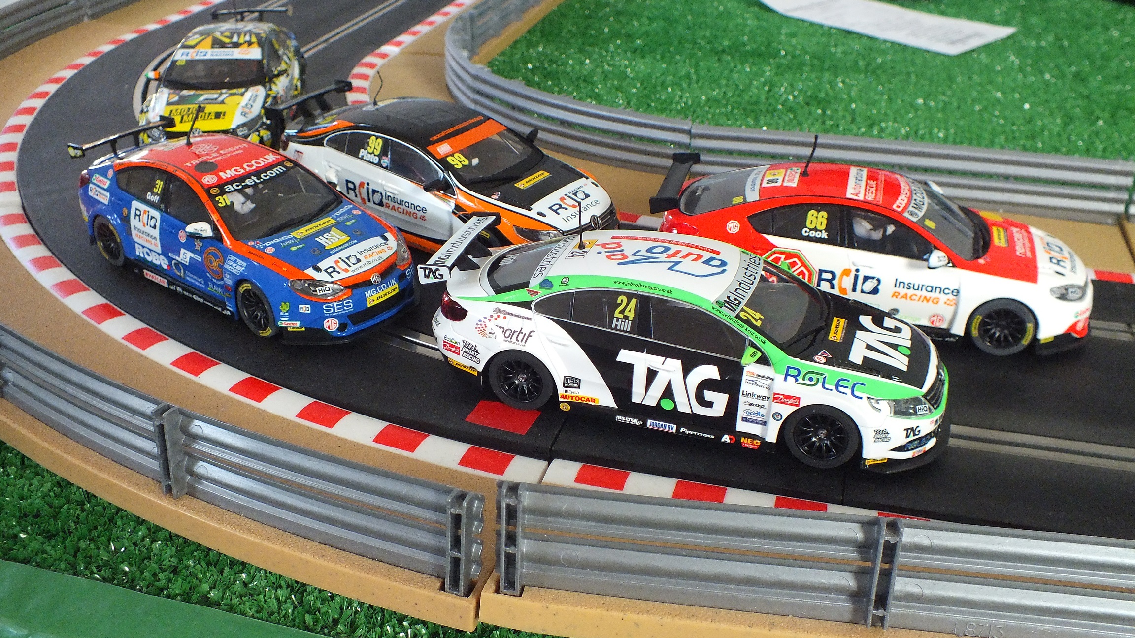 VW Passat CC NGTC Team HARD - BTCC 2017 Jake Hill - Scalextric C3918 ...