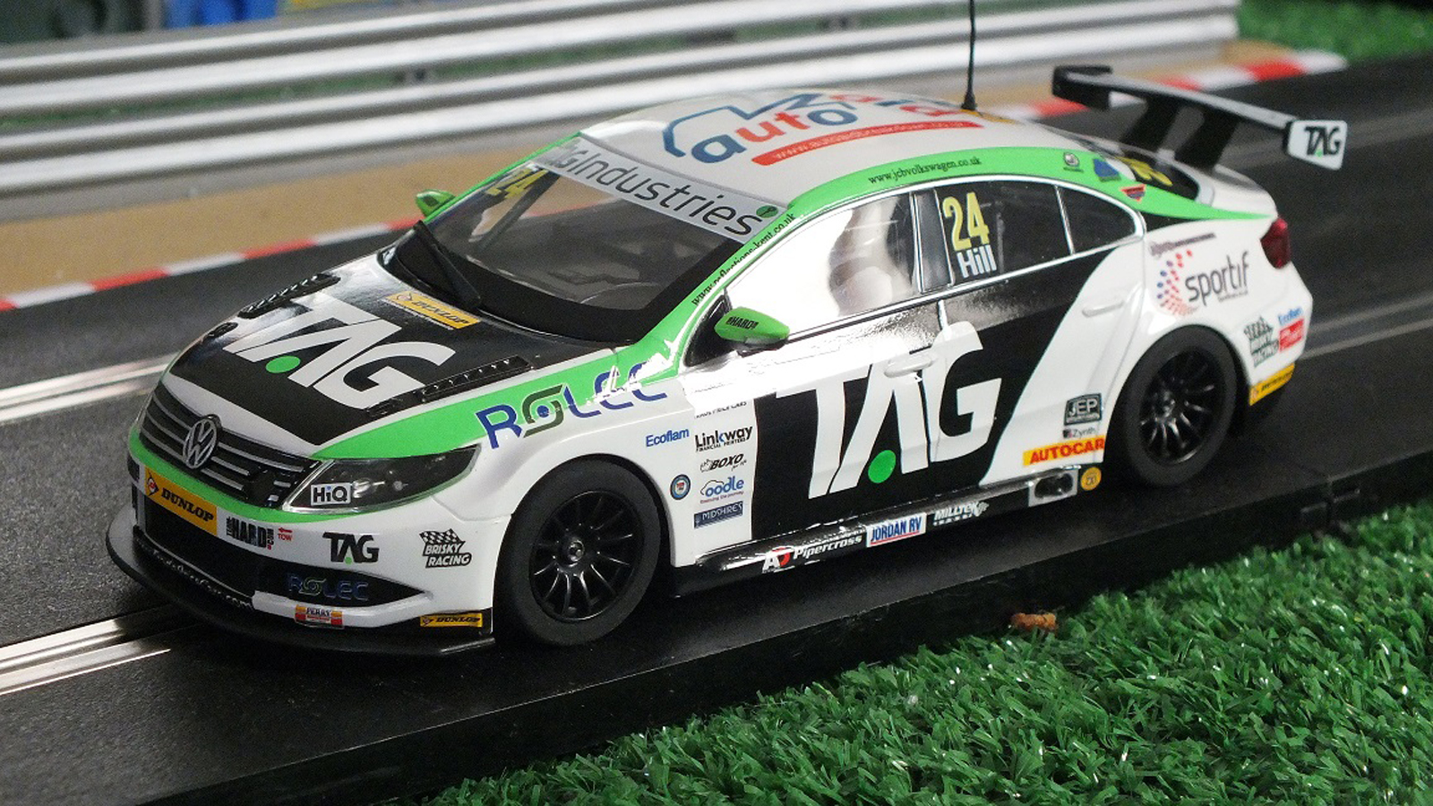 VW Passat CC NGTC Team HARD - BTCC 2017 Jake Hill - Scalextric C3918 ...