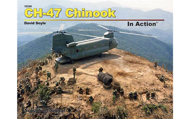 CH-47 Chinook In Action (SC) - Squadron Signal SS10248 | kingshobby.com