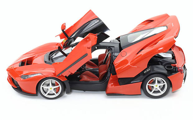 Laferrari - Tamiya 24333 | kingshobby.com