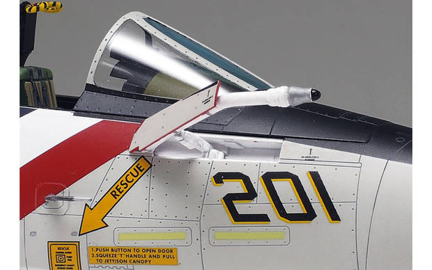 Grumman F-14A Tomcat - Tamiya 61114 | kingshobby.com