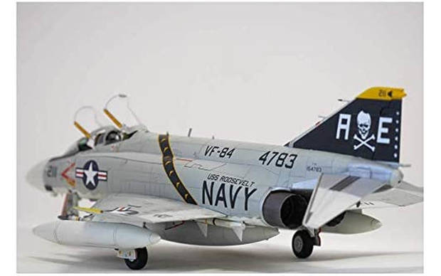 F-4J Phantom II, VF-84 Jolly Rogers - Academy 12305 | kingshobby.com