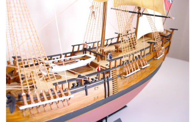 Endeavour Bark and Captain Cook 250th anniversary - Airfix A50047 ...