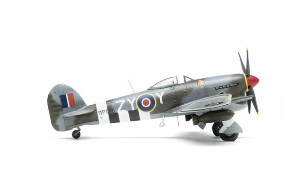 Hawker Typhoon Ib - Airfix A02041 | kingshobby.com