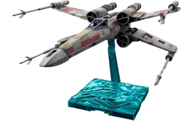 X-Wing Starfighter Red 5, The Rise of Skywalker, Star Wars - Bandai ...
