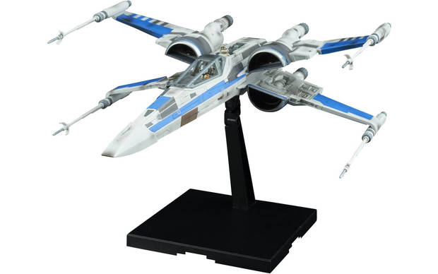 Blue Squadron Resistance X-Wing Fighter, Star Wars - Bandai 223296 ...