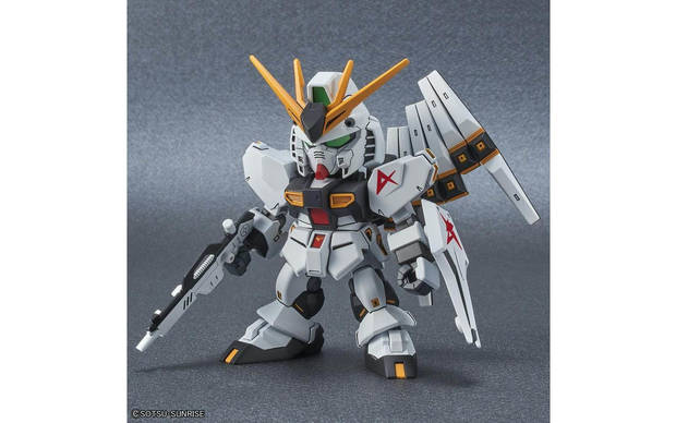 SD Gundam EX-Standard RX-93 v Gundam - 5060928 - Bandai 2542951 ...