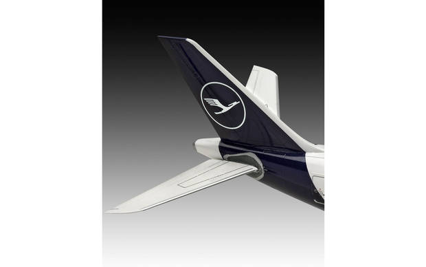 Airbus A330-300 - Lufthansa - Revell 03816 | kingshobby.com