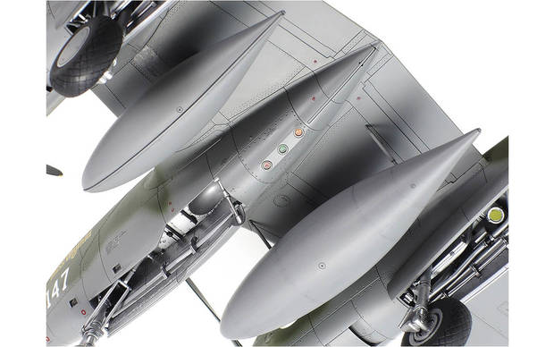 Lockheed P-38 F/G Lightning - Tamiya 61120 | kingshobby.com