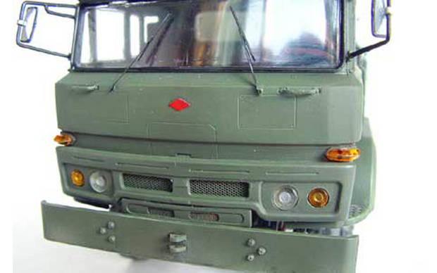 DF-21 Ballistic Missile Launcher - Trumpeter 00202 | kingshobby.com