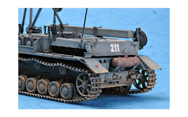 German Bergepanzer IV - Trumpeter 00389 | kingshobby.com