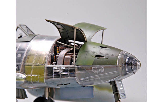 Messerschmitt Me 262A-1a, Clear edition - Trumpeter 02261 | kingshobby.com
