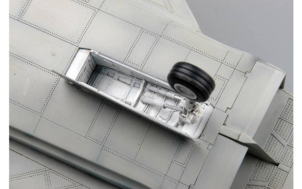 EF-2000A Eurofighter Typhoon - Trumpeter 02278 | kingshobby.com