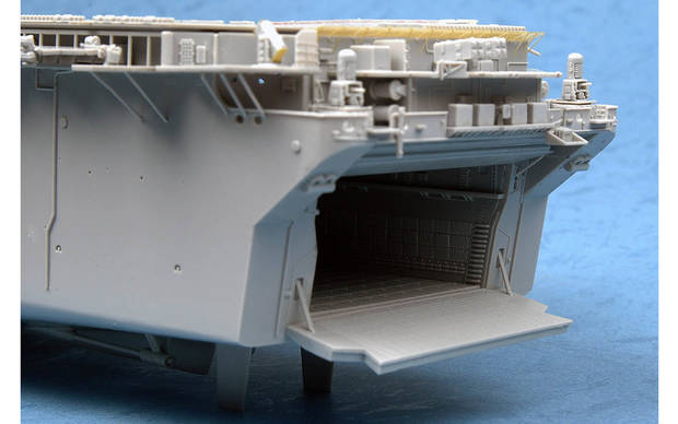 USS Wasp LHD-1 - Trumpeter 05611 | kingshobby.com