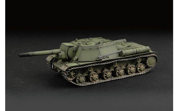 Soviet Su-152 Self-Propelled Heavy Howitzer, Early Version - Trumpeter ...
