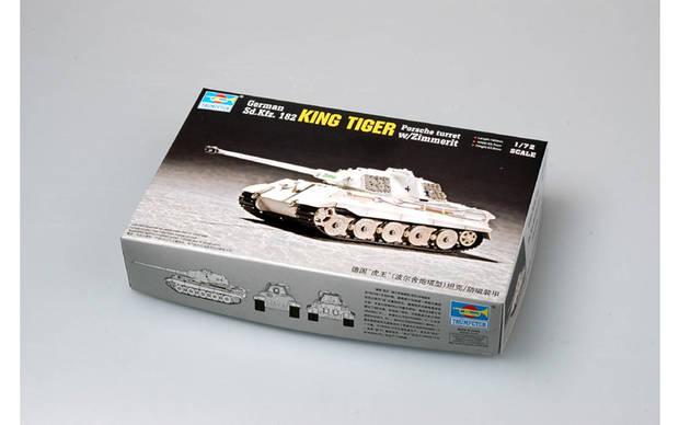 German Sd.Kfz. 182 King Tiger Porsche Turret w/Zimmerit - Trumpeter ...