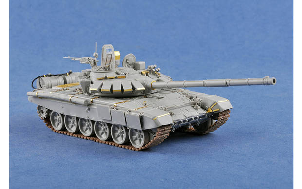 Russian T-72B3M MBT - Trumpeter 09510 | kingshobby.com