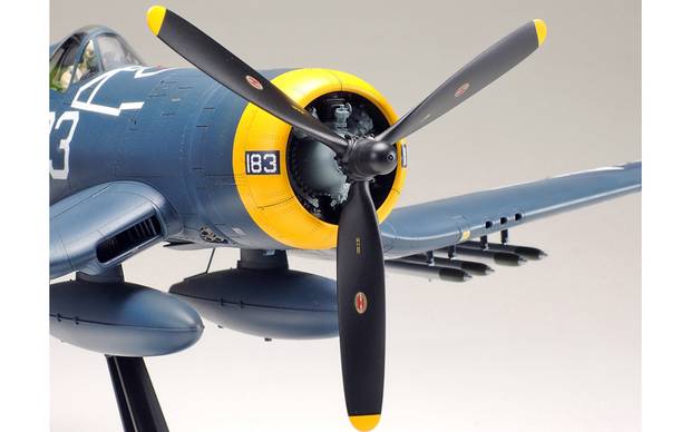Vought F4U-1D Corsair - Tamiya 60327 | kingshobby.com