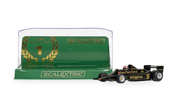 Lotus 79 - Mario Andretti - 1978 World Champion Edition - Scalextric C4494 | kingshobby.com